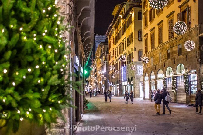 Florence by Night Photo Tour with a Professional Photographer - Discovering Florence After Dark