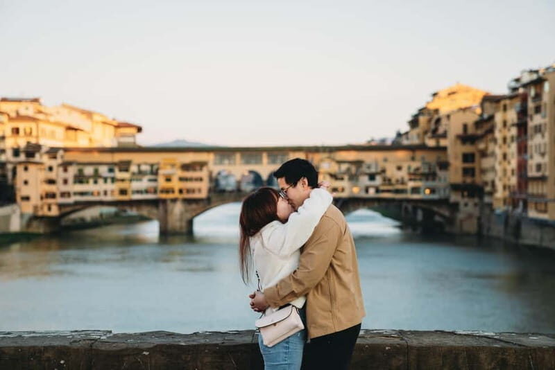 Florence: Classics Photoshoot with Ponte Vecchio Bridge - The Itinerary and What Makes It Special