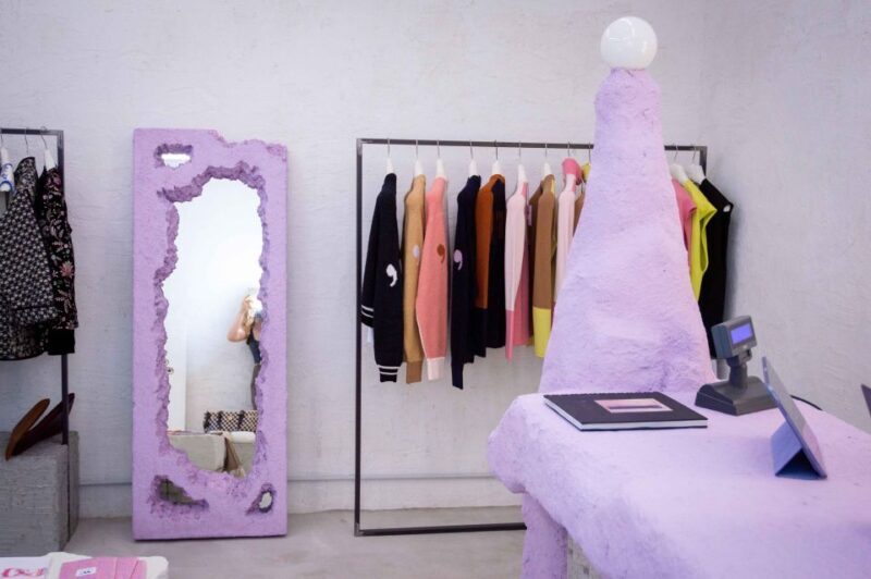 Florence: Creative Mending and immersive Shopping Experience - A Creative Introduction to Florence’s Sustainable Fashion Scene