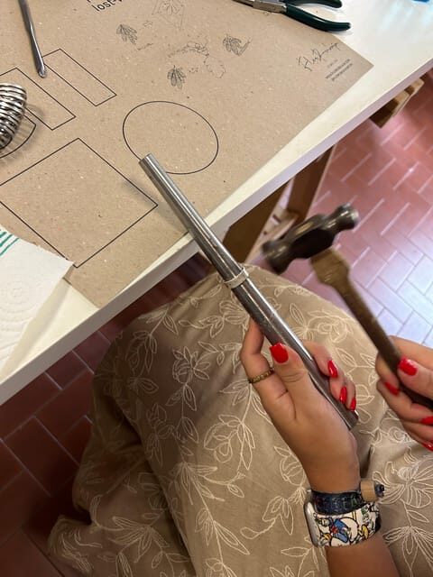 Florence: Custom wedding ring making experience. - Key Points