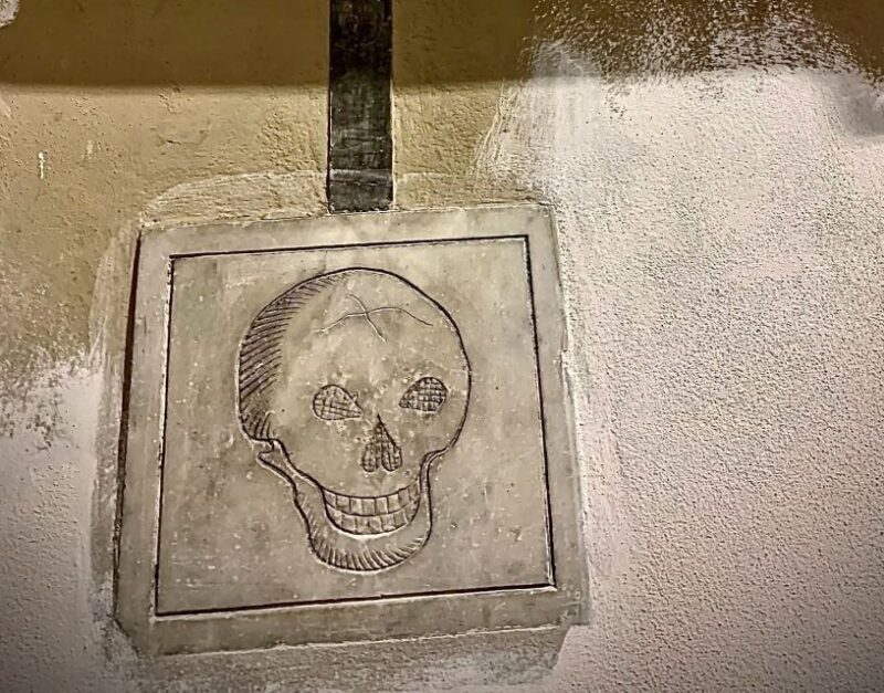 Florence: Dark Mysteries and Legends Guided Walking Tour - Exploring Florence’s Dark Side: A Detailed Look