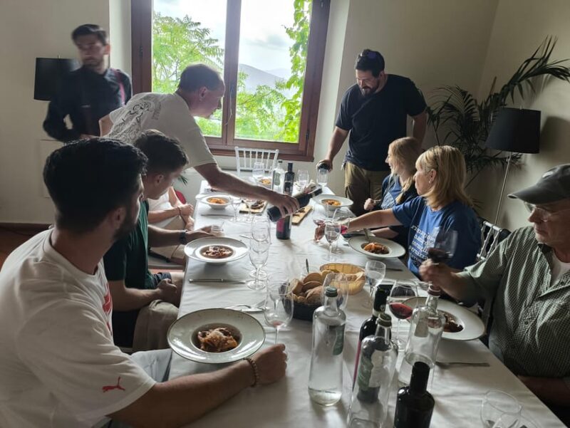 Florence: day trip to Montalcino with 2 Wineries and Lunch - FAQs