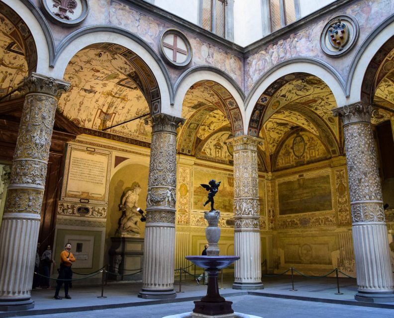 Florence Footsteps: Unveiling the Treasures of the Medicis - Who Will Love This Tour?