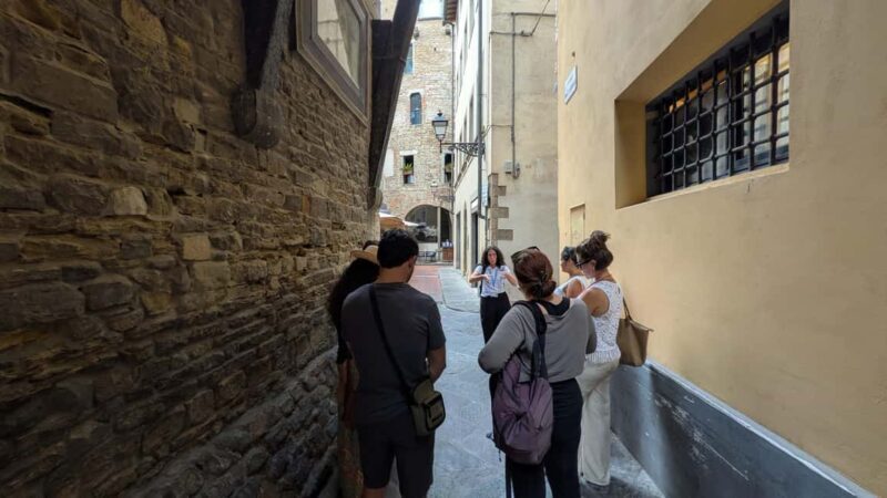 Florence: Ghost & Crimes Walking Tour with Tastings and Wine - Ghosts, Witches, and Dark Secrets