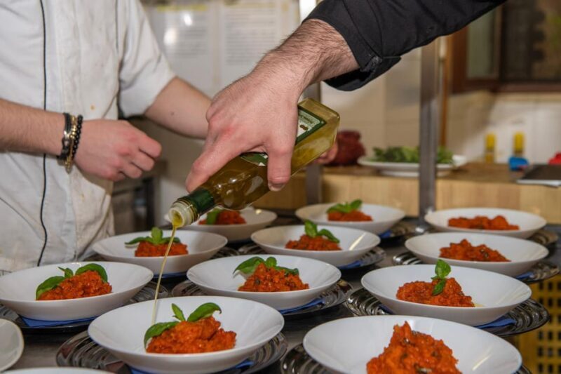Florence: Guided Food Walking Tour with Tuscan Classics - Meeting Points and Practical Details