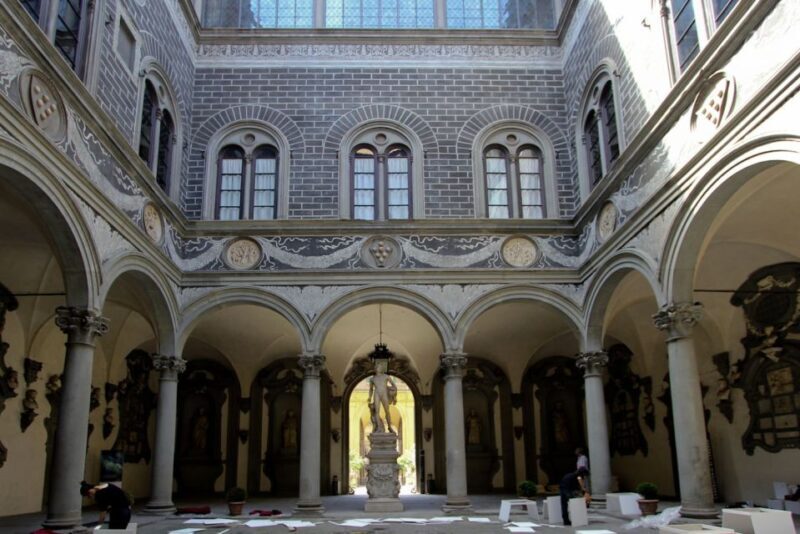 Florence: Guided Medici Tour - Key Points