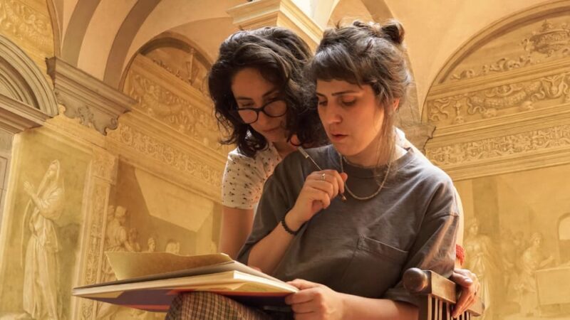 Florence: Hidden Gems and Live Painting with Licensed Guide - Detailed Breakdown of the Tour