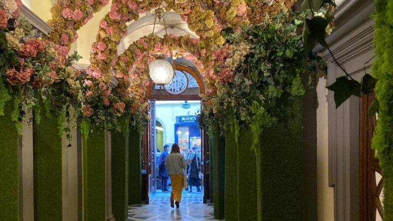 Florence historical centre and legends tour for small groups - Authentic Experiences and Authentic Insights
