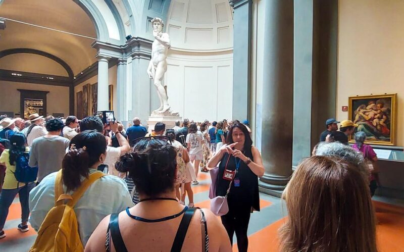 Florence in one Day: Walking Tour with Uffizi and Accademia - Key Points