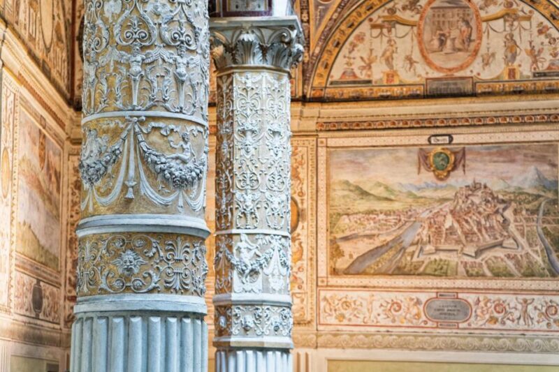 Florence: Insta-Perfect Walk with a Local - Key Points