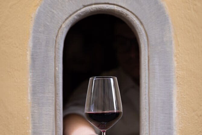 Florence Luxury Wine Tasting Experience and cold cuts & sommelier - Overview of the Experience