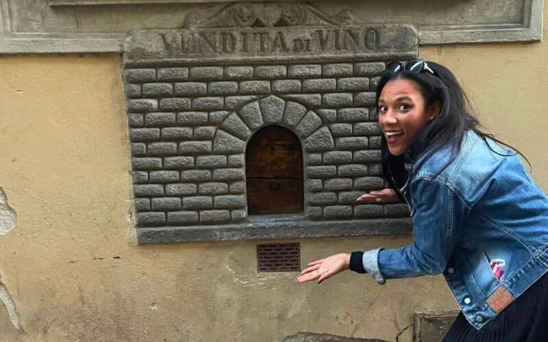 Florence: Oltrarno Artisans and Wine Windows - A Deep Dive into the Florence: Oltrarno Artisans and Wine Windows Tour