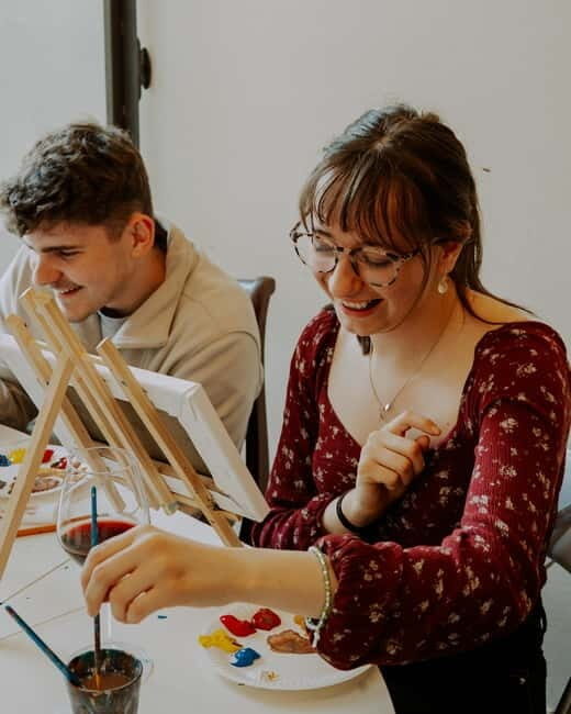 Florence: Paint&Wine with the view of Ponte Vecchio - Key Points