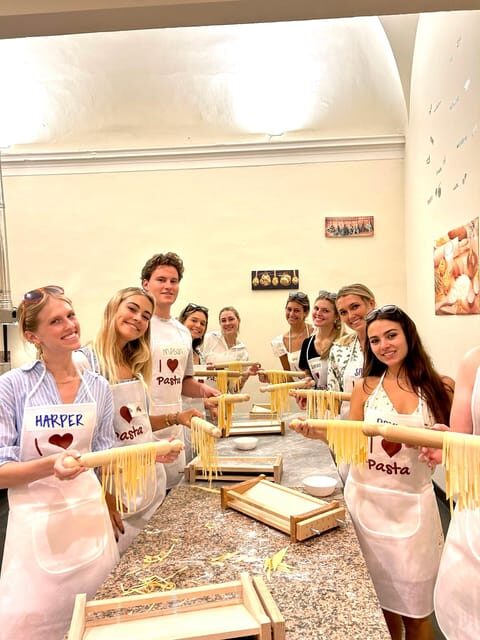 Florence: Pasta Class with Wine, Limoncello and Dessert - Key Points