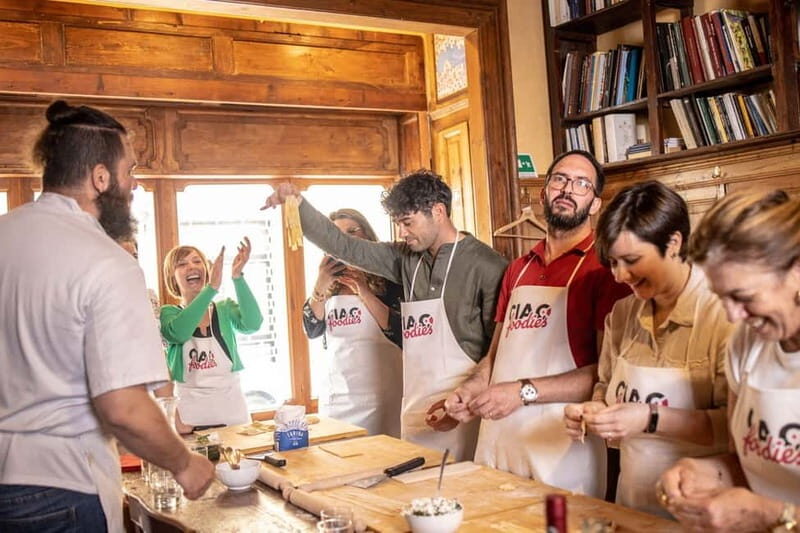 Florence: Pasta & Tiramisu Class with Unlimited Wine - Key Points