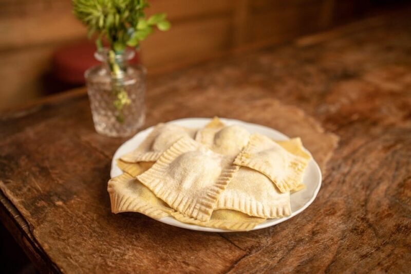 Florence: Pasta & Tiramisu Class with Unlimited Wine - Practical Considerations