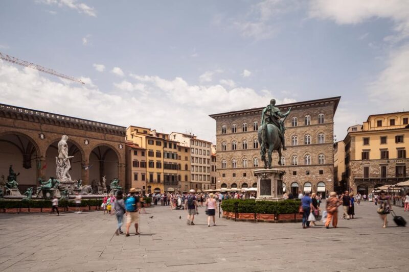 Florence: Piazza della Signoria & David - Anti Walking Tour - The Meeting Points and Logistics