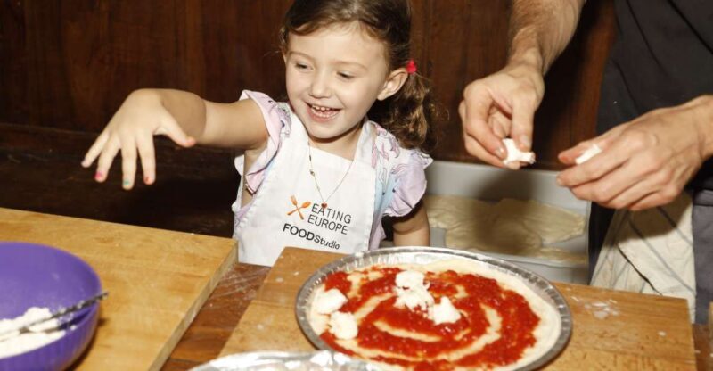 Florence: Pizza and Gelato Cooking Class - What Sets This Apart