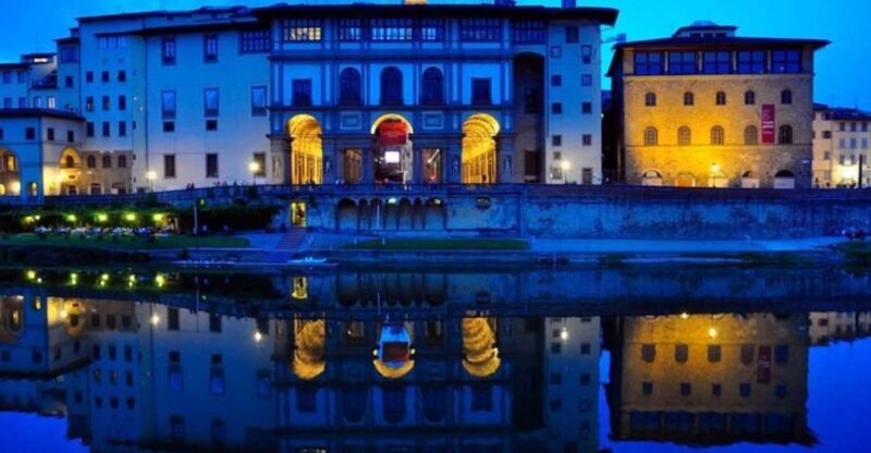 Florence: Private E-Bike Night Tour & Piazzale Michelangelo - Exploring Florence on Electric Bikes at Night