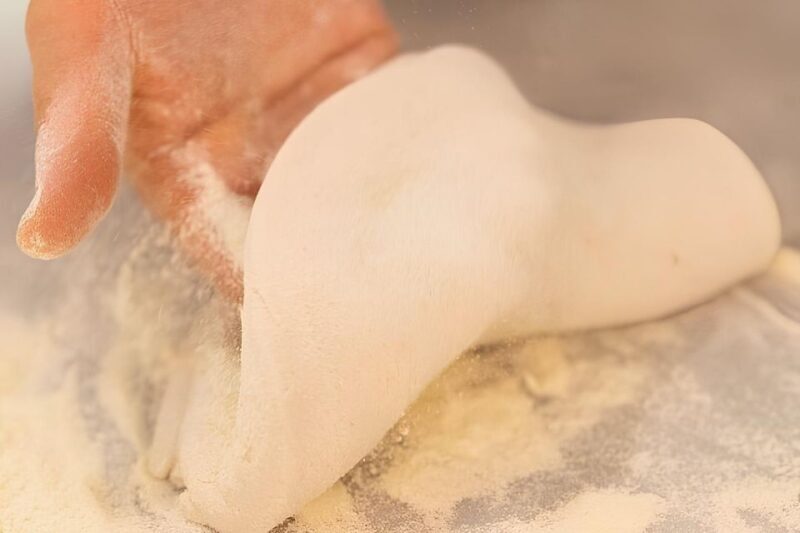 Florence: Private Pizza Making Class with Wine Tasting - The Experience in Detail