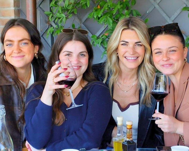 Florence: Private Tuscany Wine Tour with San Gimignano - Who Should Consider This Tour