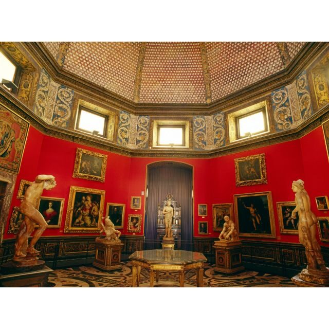 Florence: Private Uffizi Gallery & City Walking Guided Tour - Key Points