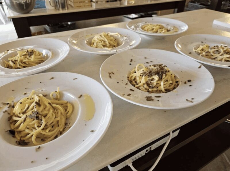 Florence: Sant'Ambrogio Market visit and Pasta Class - Key Points