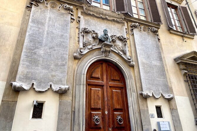 Florence: Street Food Tour and Sightseeing with Local Expert Guide in 2.5 hours - The Itinerary in Detail