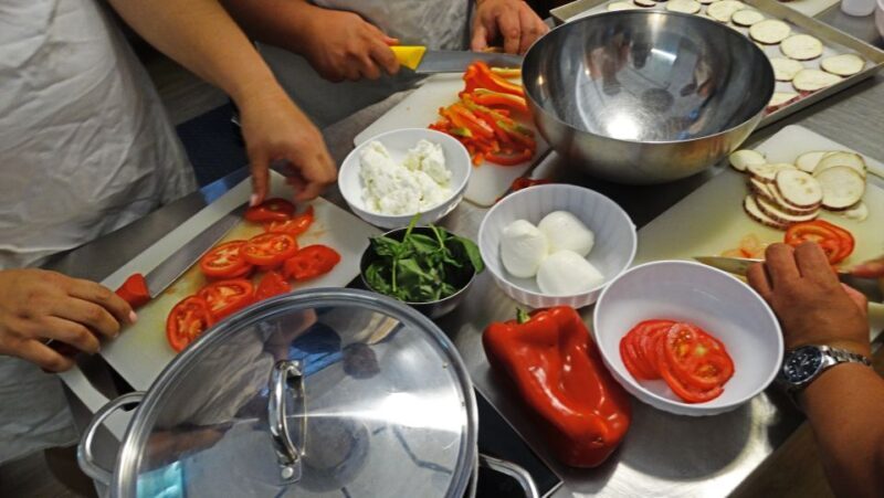 Florence: Tuscan Cooking Course with Dinner - An Experience Tailored for Foodies and Curious Travelers