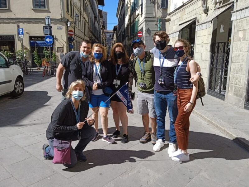 Florence: Uffizi & Accademia Small Group Walking Tour - Exploring Florence with a Knowledgeable Guide