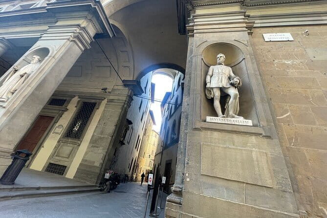 Florence: Uffizi Gallery Audio Guided Tour led by Tour Leader - Detailed Breakdown of the Itinerary