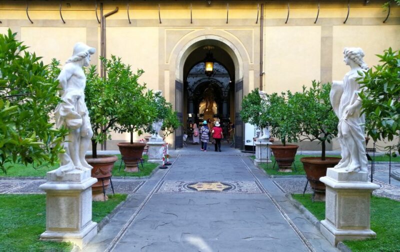 Florence Walking Tour History of the City & of the Medici - What to Expect on the Tour