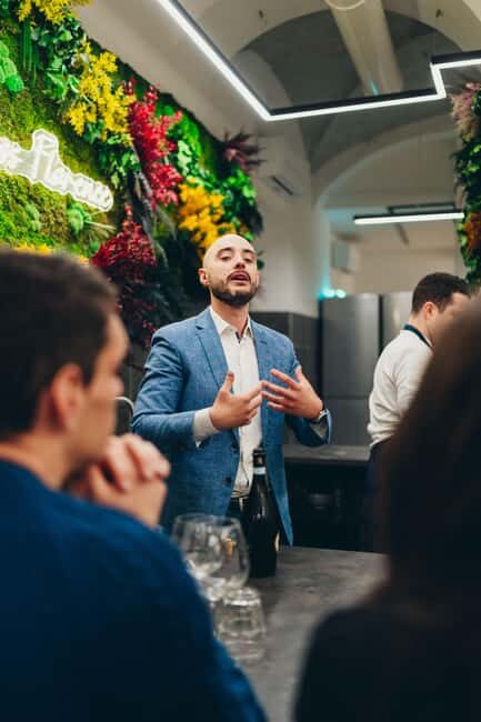 Florence:Italian Wine Tasting & pairing With Local Sommelier - Key Points