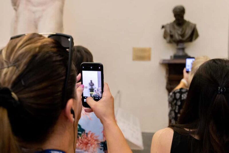 Florence:Michelangelo's David & Accademia Skip-the-Line tour - FAQ