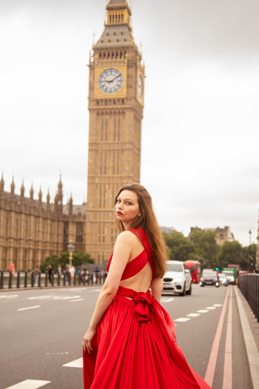 Flying dress professional photoshoot with pro photographer - FAQ