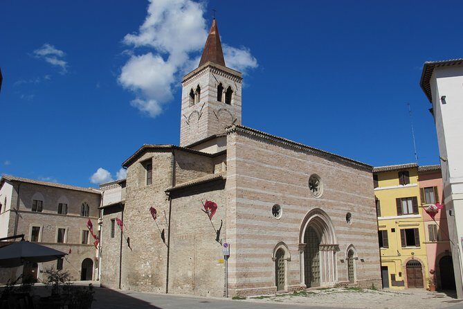 Foligno and the frescoes of Palazzo Trinci, a masterpiece of the Middle Ages  Private Tour - The Sum Up
