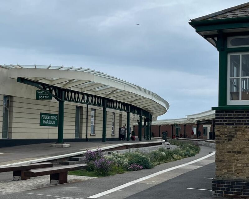Folkestone: Private 2hr Walking Tour with a Blue Badge Guide - Who Is This Tour Best For?