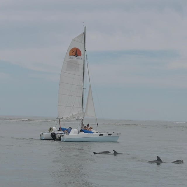 Folly Beach: Private Daytime or Sunset Sail, cooler provided - FAQ