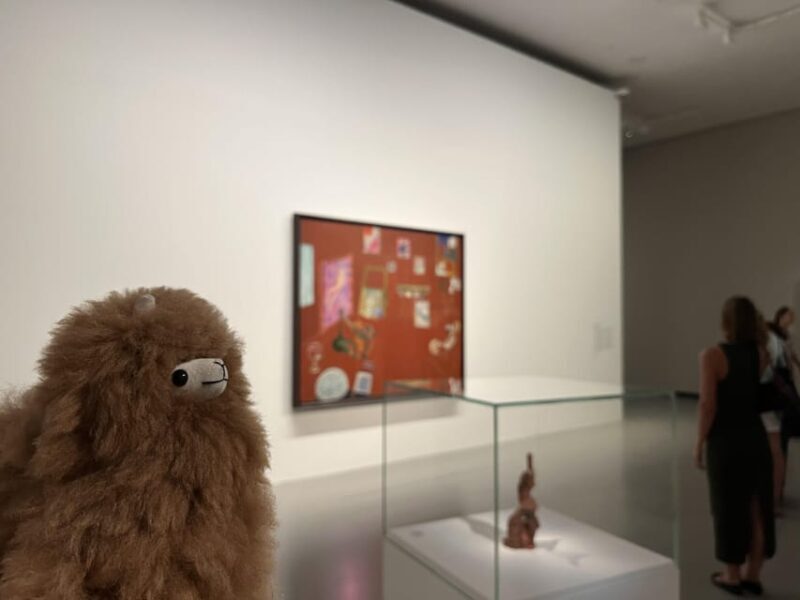 Fondation Louis Vuitton: Ticket Entry & Private Tour - Exhibitions and Artworks on Display