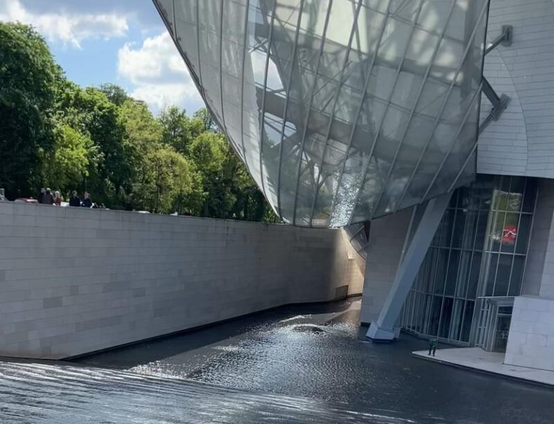 Fondation Louis Vuitton: Ticket Entry & Private Tour - The Cost and Value