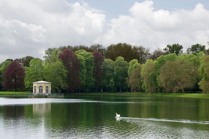 Fontainebleau Palace : Private Guided Tour - Practical Tips for Your Visit