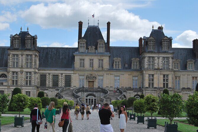 Fontainebleau Private Guided Tour: Half-Day Trip from Paris - The Value of the Tour: Is It Worth the Price?