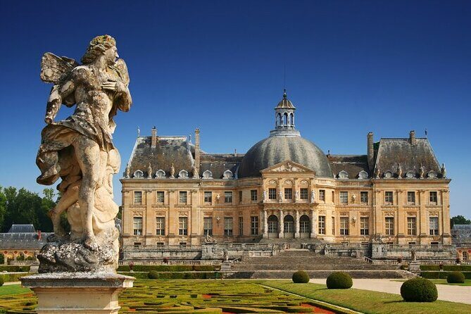 Fontainebleau & Vaux le Vicomte Private Day Tour from Paris - Authentic Experiences and Authentic Stories