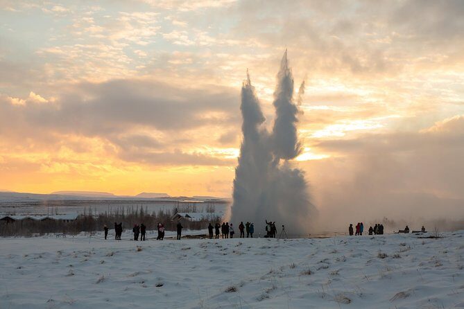 Fontana Geothermal Spa and Golden Circle Tour From Reykjavik - Laugavatn and Fontana Geothermal Spa: Relaxation at Its Best