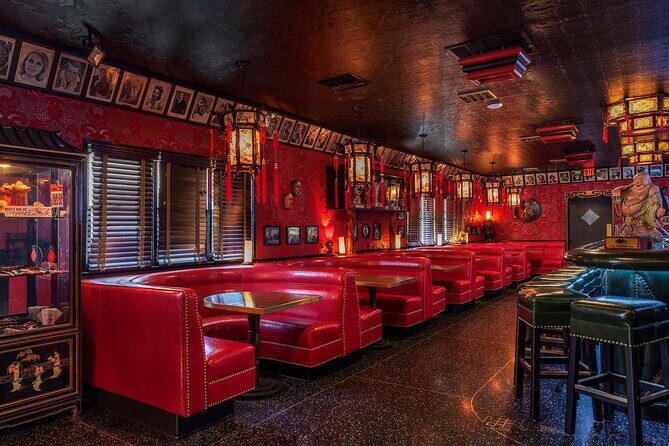 Food and Drink Tasting at the Historic Formosa Cafe - The Experience: A Closer Look