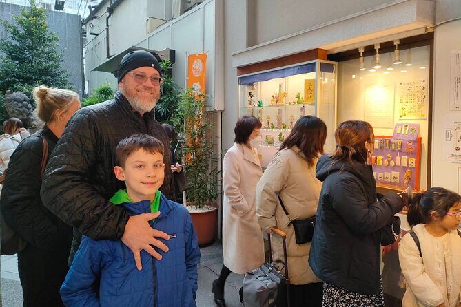 Food and Hidden Gems Tour in Shimbashi with a Private Local Guide - Navigating the Itinerary: What to Expect