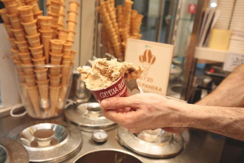Food Guided Tour with Wine Tastings in Genoa - Exploring Genoas Culinary and Cultural Gems: A Detailed Review of the Food & Wine Tour