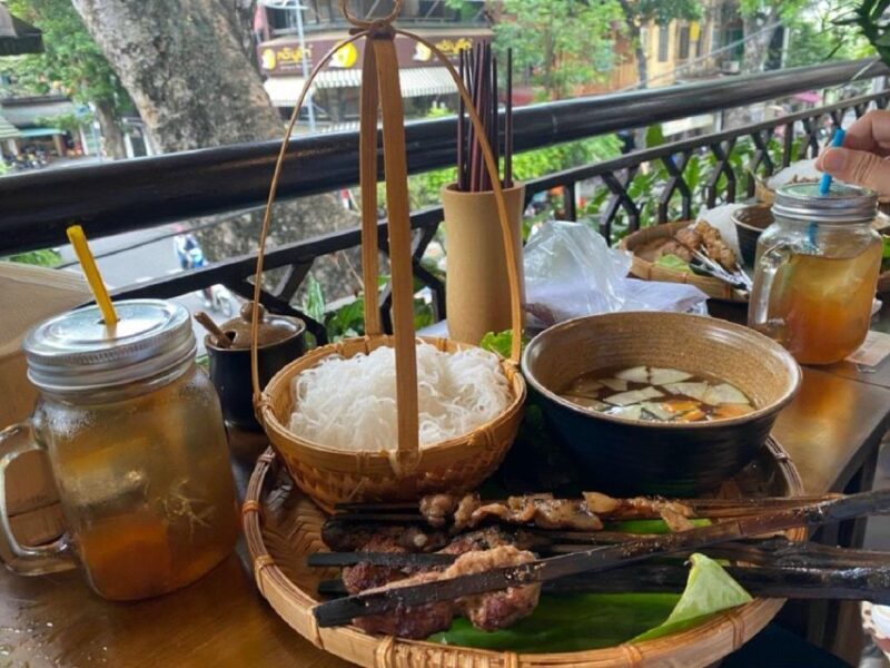 Food on Foot Tour Hanoi Small Group Daily Departure 18:00 - The Sum Up