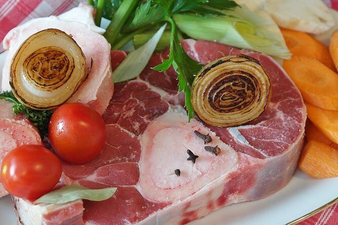 Food stroll & tasting in Milan city centre - Authenticity and Atmosphere: What Sets It Apart