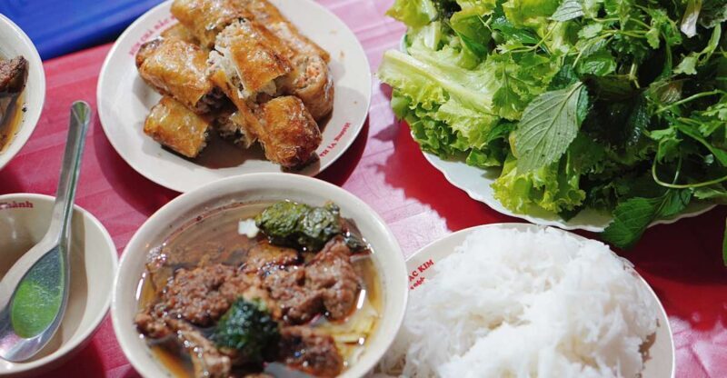 Food Tour - A Closer Look at the Itinerary and Experience
